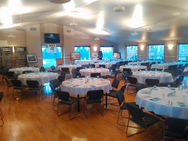Dining – Covered Bridge